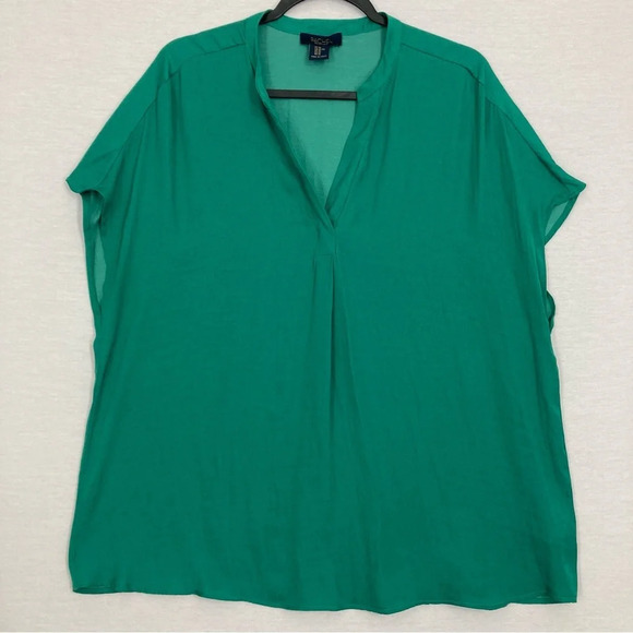 RACHEL Rachel Roy | Tops | Rachel Rachel Roy Kelly Green V Neck Soft ...